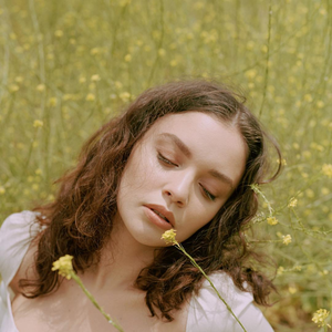 Stand Still by Sabrina Claudio - Songfacts
